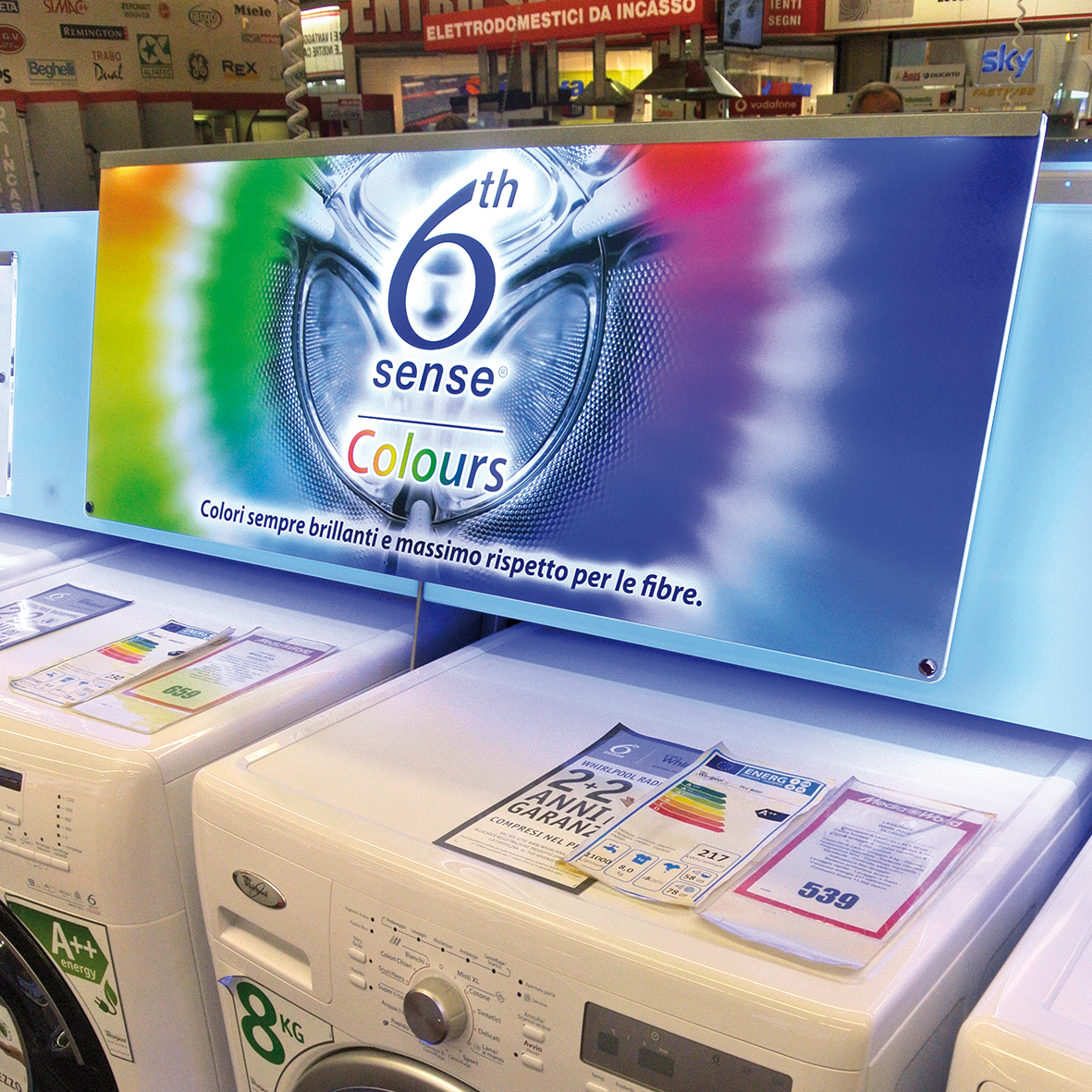 Linear Displays – Promotionfactory Srl